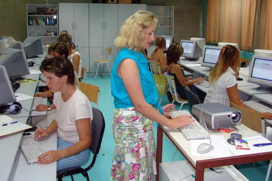 Kamp mladih informatičara Hrvatske 2005 / Drugi termin - za učenike ...